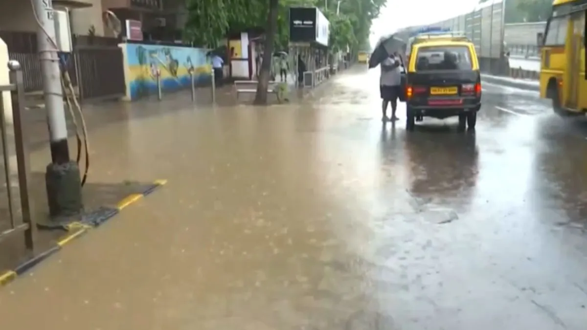 Mumbai Weather: City Receives Fresh Spell Of Rain Today, IMD Issues 'Yellow' Alert Till July 19
